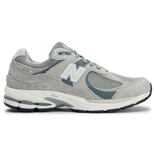 Mens New Balance 2002R Sneakers In Grey | Soletrader