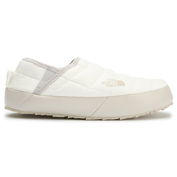 Womens The North Face Thermoball Traction Mule Slippers In Gardenia ...