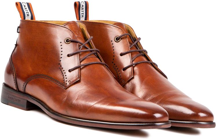 Mens Simon Carter Collie Chukka Boots In Tan | Soletrader